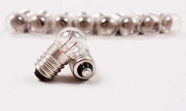 Science First Bulbs Mes Round, 2.5v Pkg/10